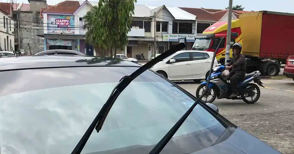 Saiz Wiper Exora untuk Depan dan Belakang